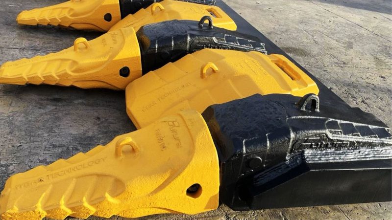 Choosing the Best Bucket Lip Systems for Excavators & Loaders